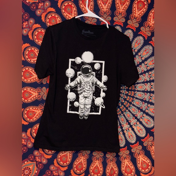 Threadless | Shirts | Mens Graphic Tshirt Astronaut | Poshmark